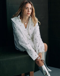 Eda Ece Biography, Series, Instagram, Husband, Age, Marriage, Birthday ...