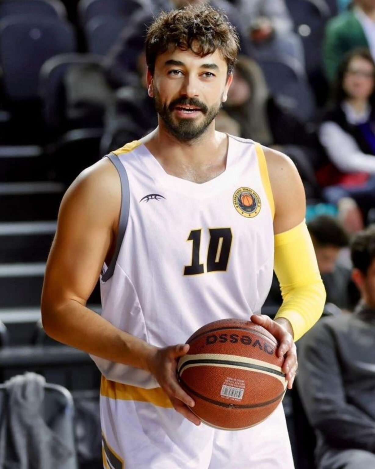 Gökhan Alkan Biography, Girlfriend, Height, Series, Instagram, Age ...