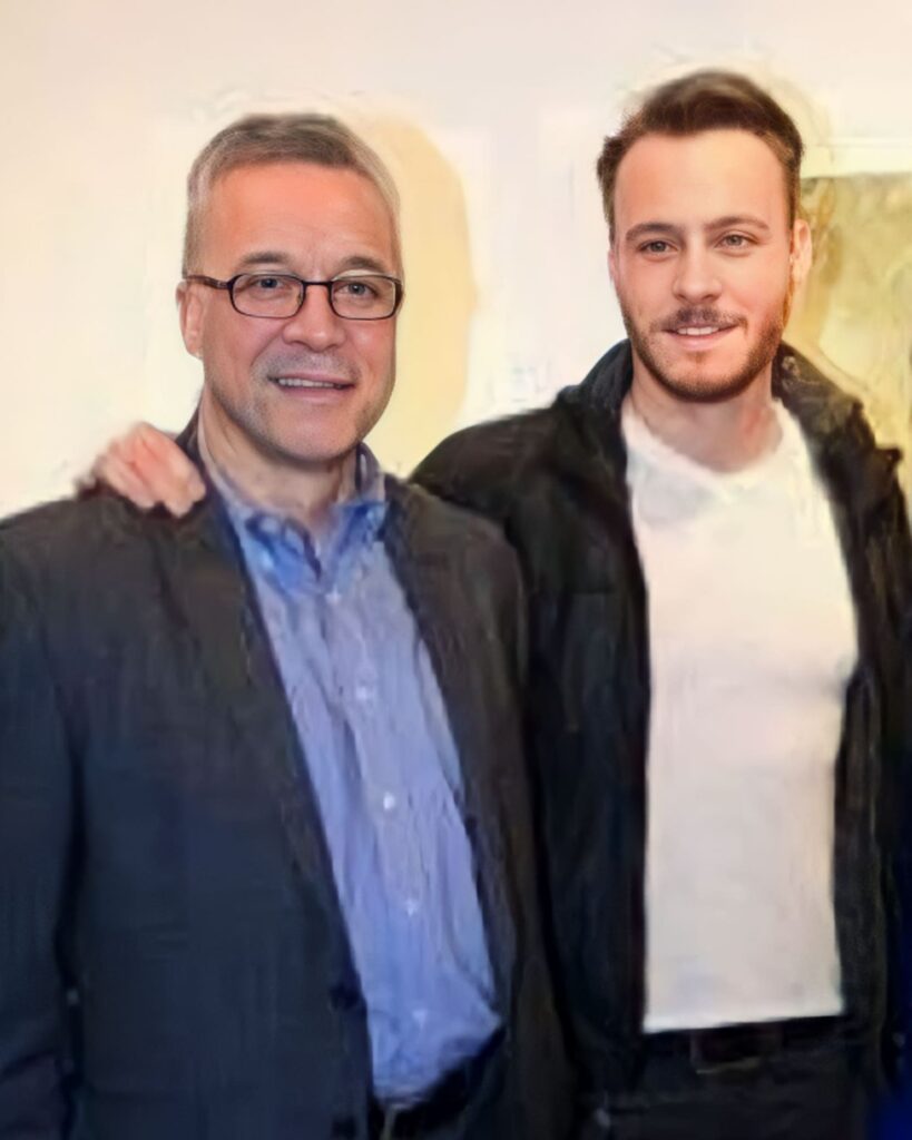 Kerem Bürsin Biography, Dramas, Height, Net Worth, Girlfriend ...
