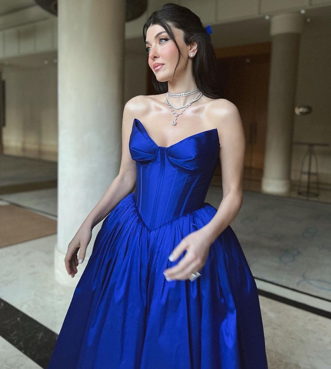 Aslıhan Güner Biography, Series, Husband, Age, Height, Instagram ...