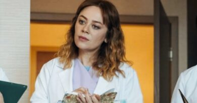 Bahar TV Series (2024) - Cast, Story & How To Watch? | Turkish Drama World